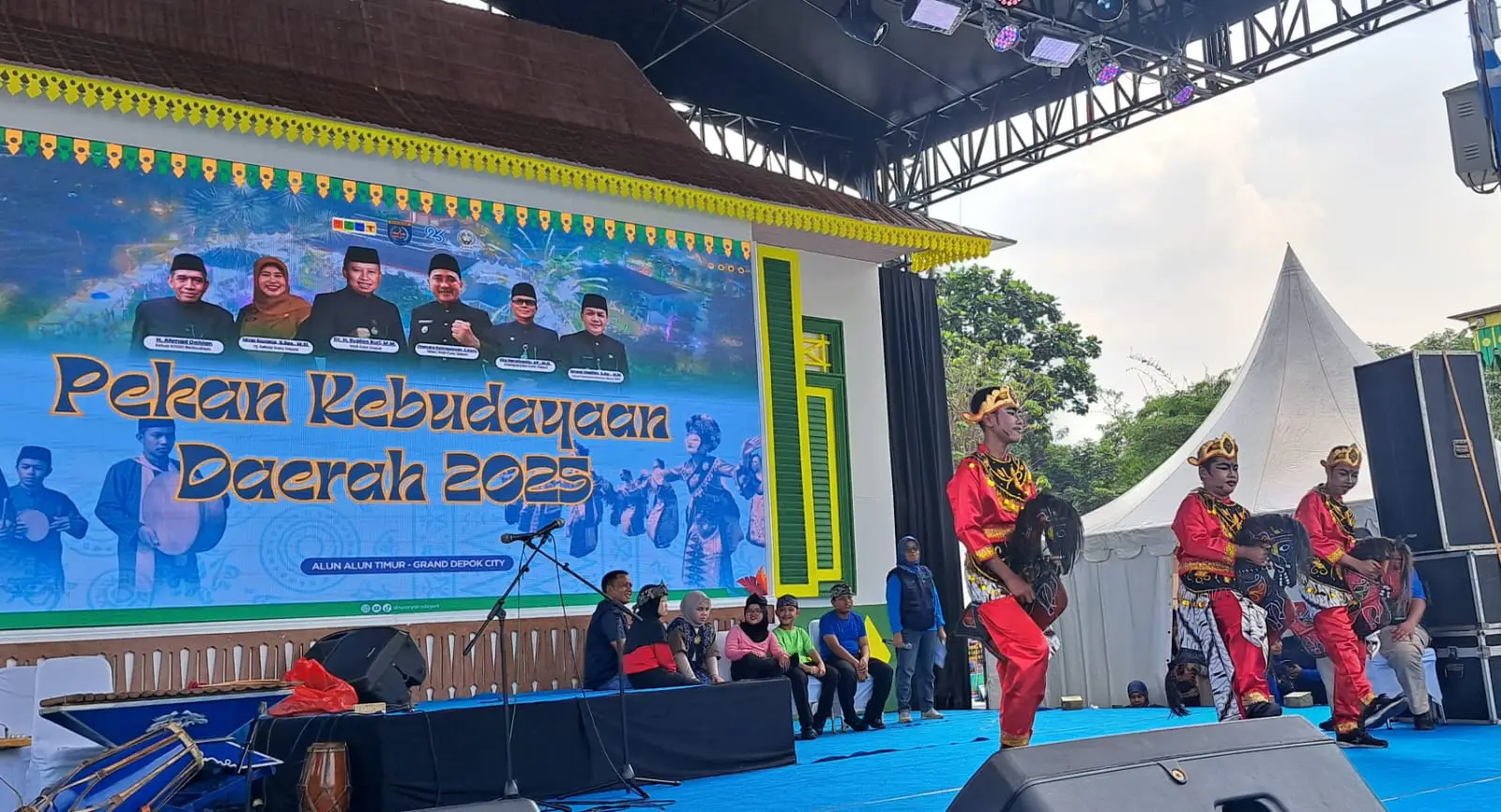 Portal Berita Resmi Pemerintah Kota Depok - Sejumlah Siswa Istimewa Unjuk Bakat di Festival ...
