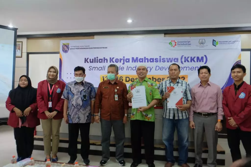 Portal Berita Resmi Pemerintah Kota Depok - Mahasiswa APP Jakarta Bantu IKM Depok Makin Eksis