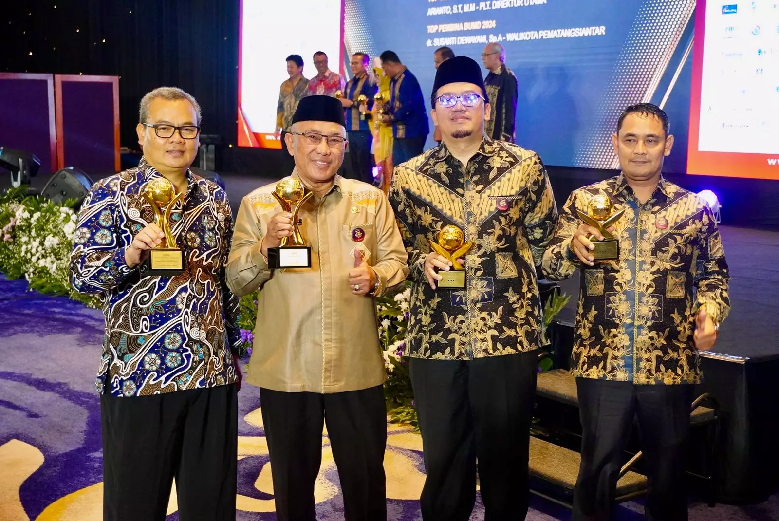 Tirta Asasta Depok Borong Tiga Penghargaan Top BUMD 2024 - DEPOK POS