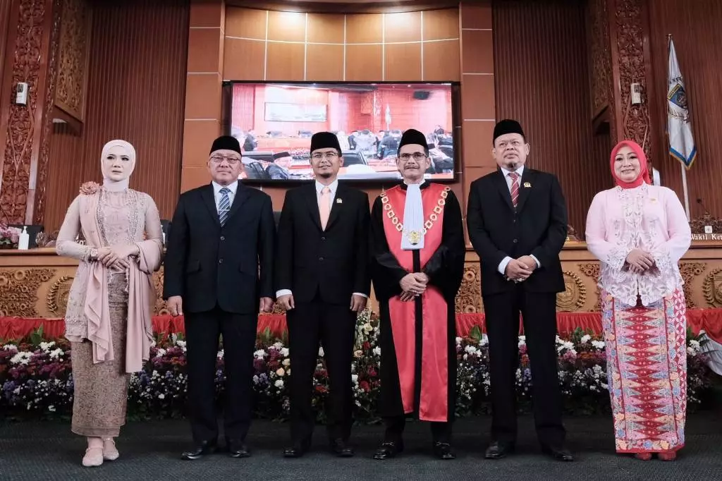 Portal Berita Resmi Pemerintah Kota Depok - Pimpinan Definitif DPRD Depok Dilantik, Wali Kota ...