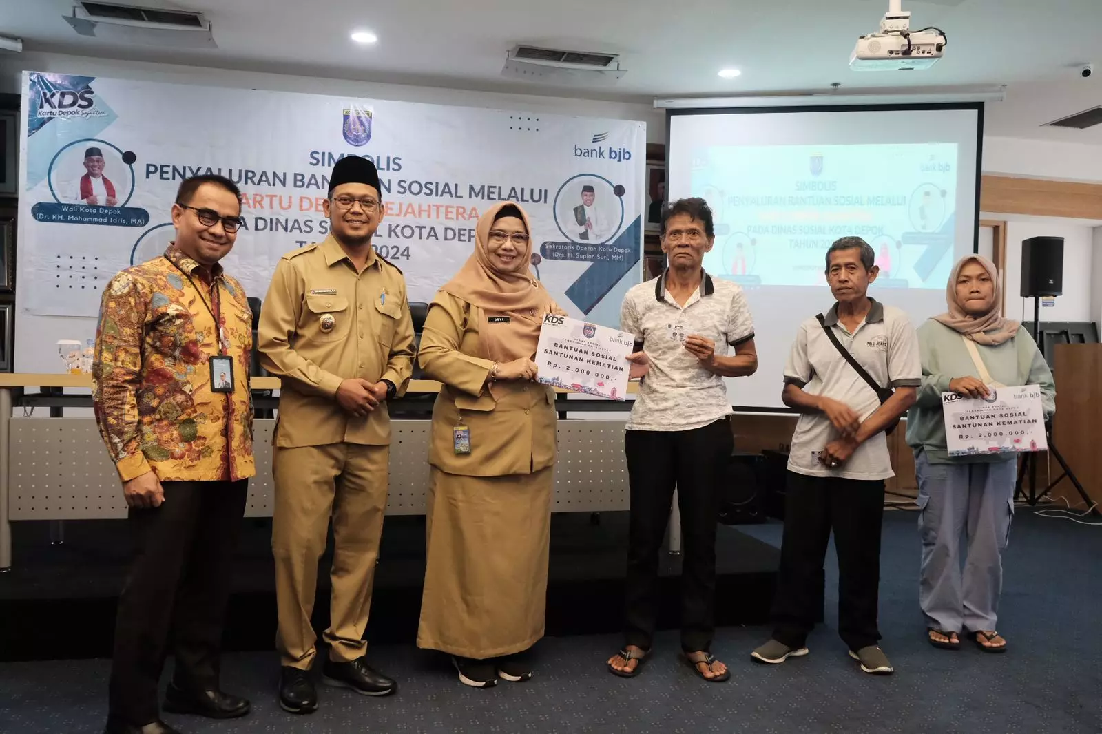 Portal Berita Resmi Pemerintah Kota Depok - Dinsos Depok Salurkan KDS ...