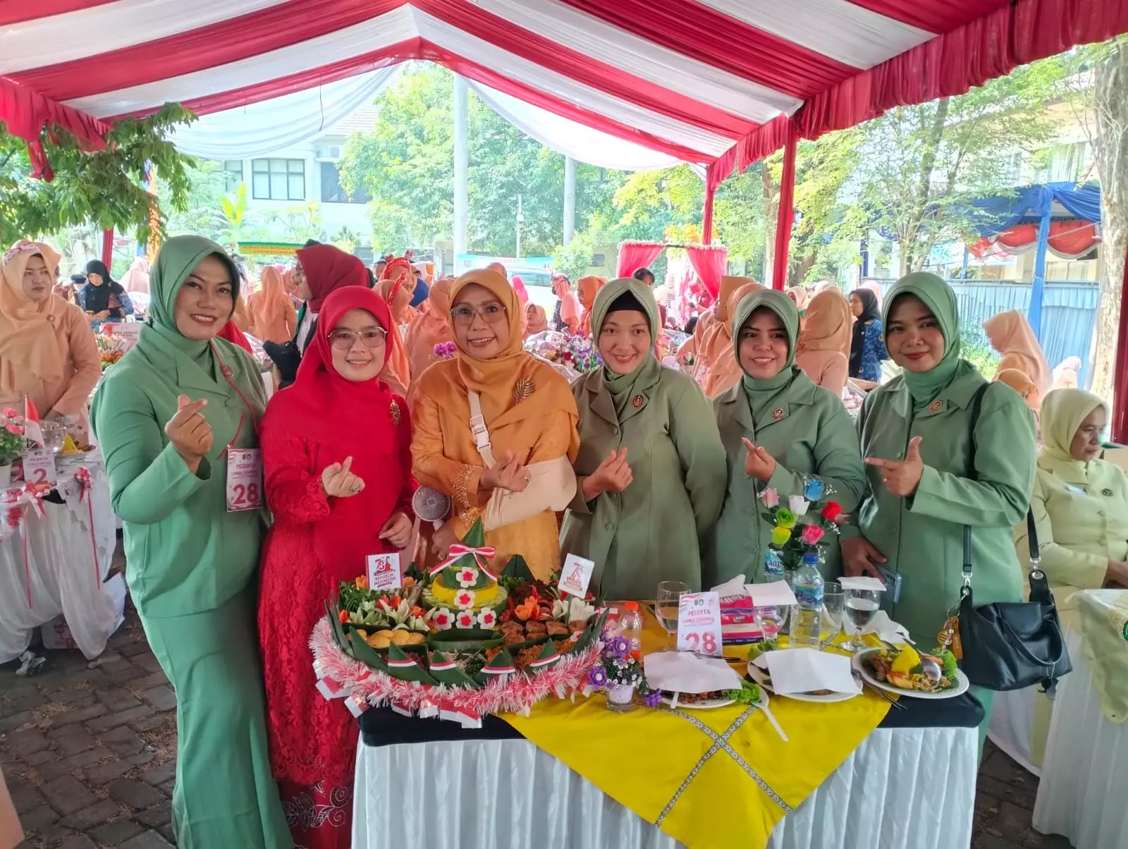 Portal Berita Resmi Pemerintah Kota Depok - Semarakkan HUT ke-78 RI, DWP Depok Gelar Lomba Tumpeng