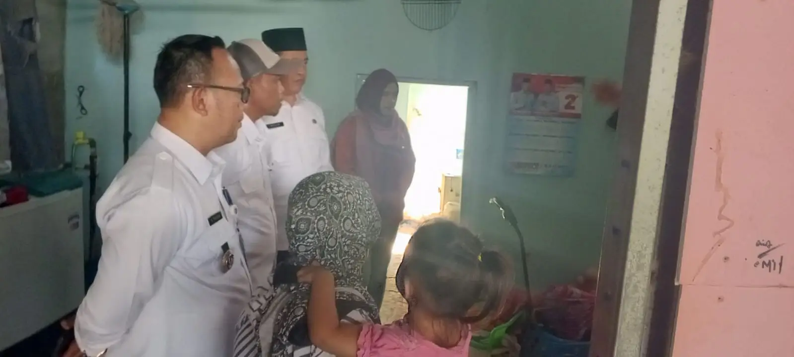 Portal Berita Resmi Pemerintah Kota Depok - Camat Bojongsari Inisiasi Perbaikan RTLH Warga ...